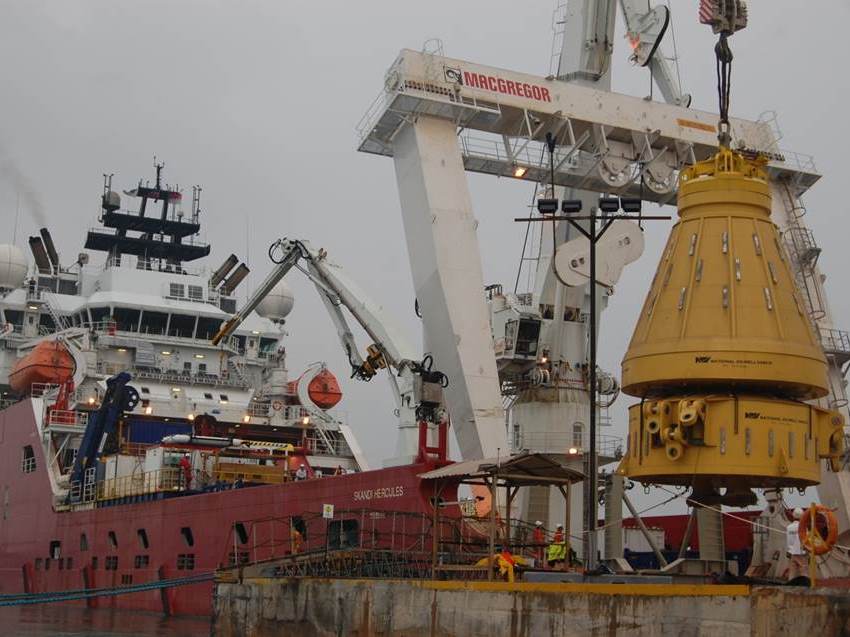 Fabrication & Mobilization OSV "Skandi Hercules" for Vietnam Bien Dong ...